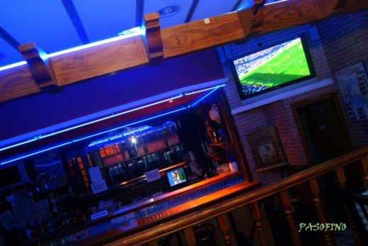 PASO FINO BAR RESTAURANTE: PASO FINO LES DA LA BIENVENIDA